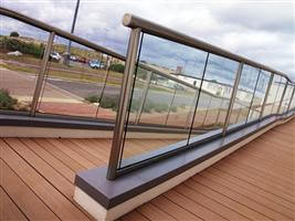 Glass Balustrades on stairs | Balcony Systems